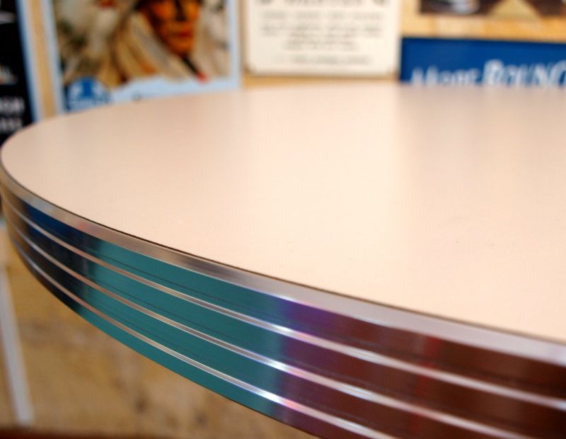 Table américaine vintage : décoration US 50's et 60's